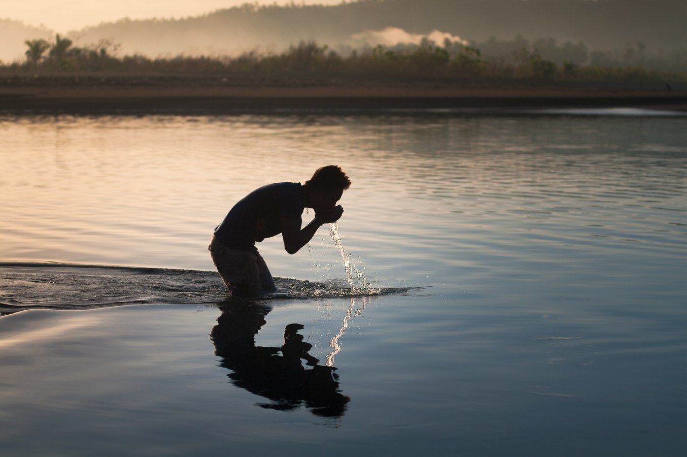 Richard Balonglong – Artist Gallery – Pentax